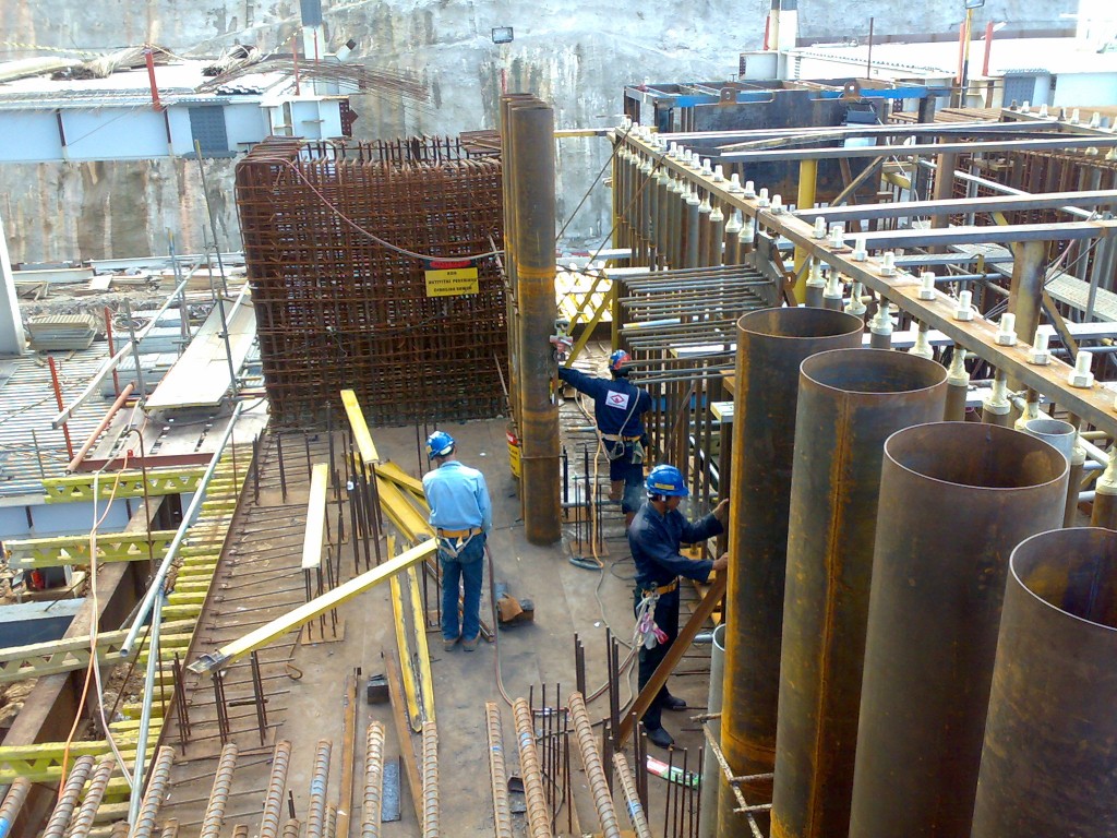 Seal Well Pit, CWD Canal Project - PT. SSA (Sepuluh Sumber Anugerah)